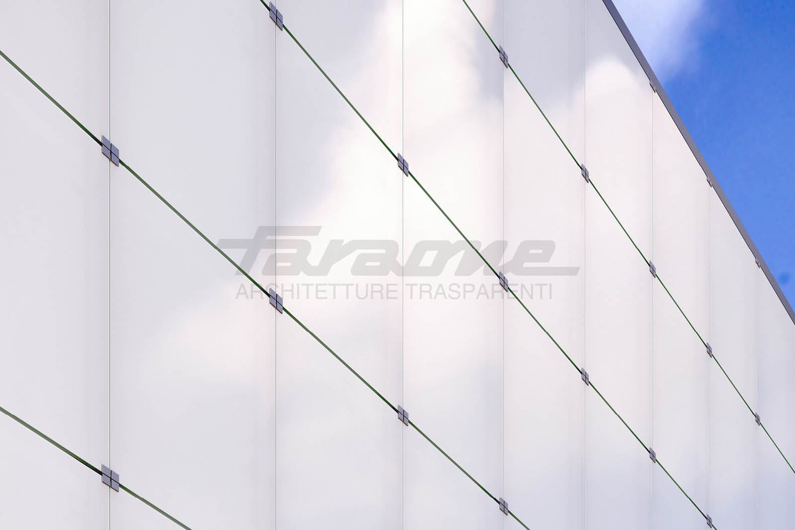 Catalogue point-fixed facades for indoors and outdoors > Faraone EN