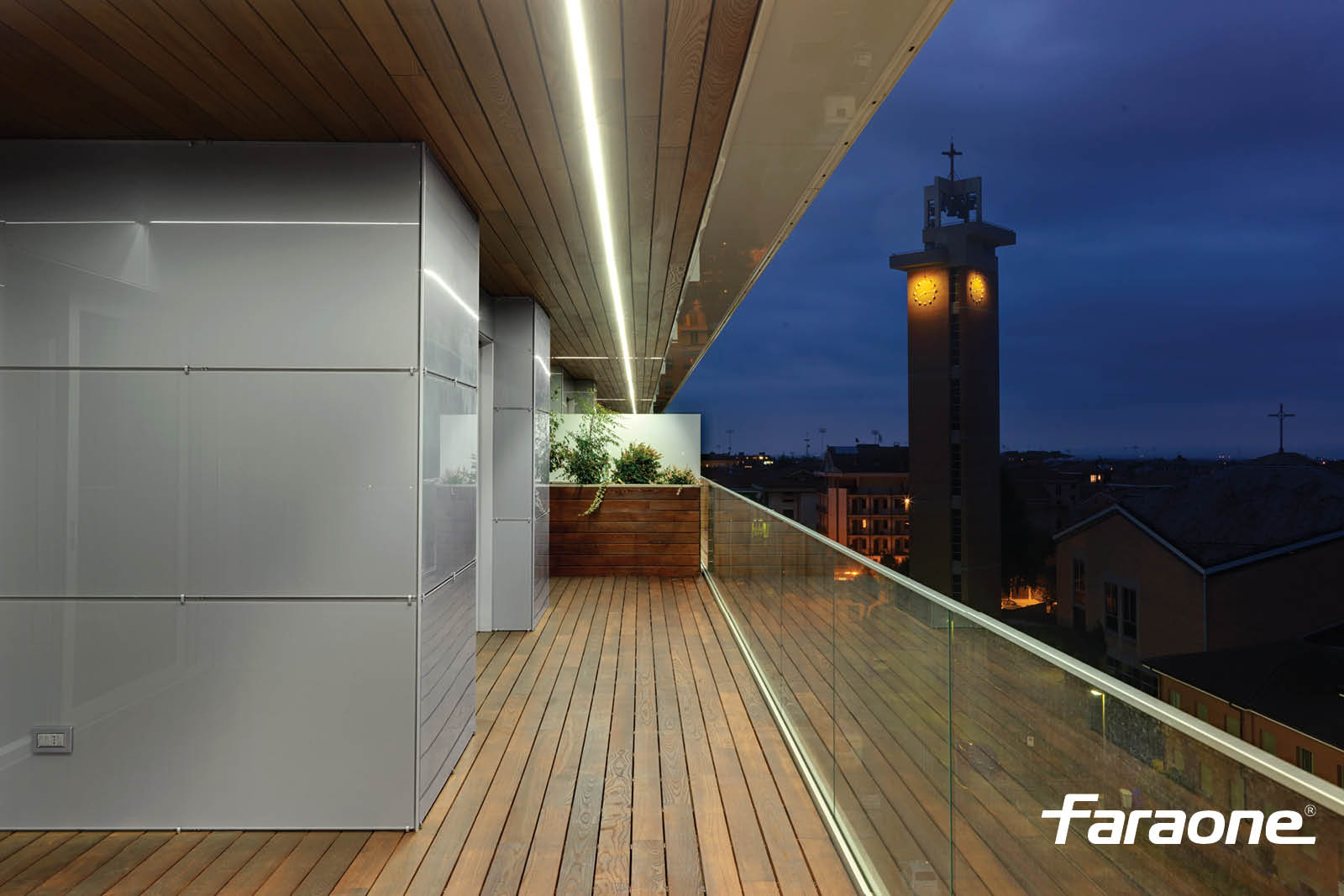 Balconi > Faraone Parapetti